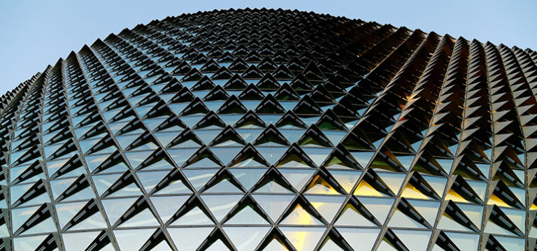 Benefits of Performance Glass in Modern Façades & Fenestration