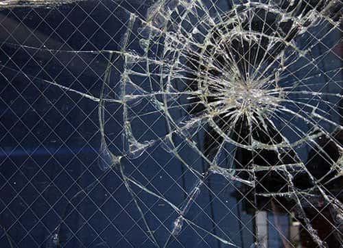 Advantages and Uses of Wired Glass in Construction