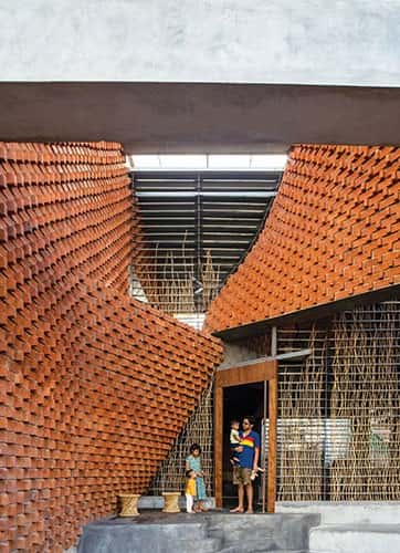 What Is Rat Trap Bond In Brick Masonry With Façade