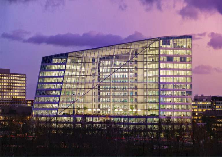 Adaptive And Dynamic Façade Design: A Smart Approach - WFM Media